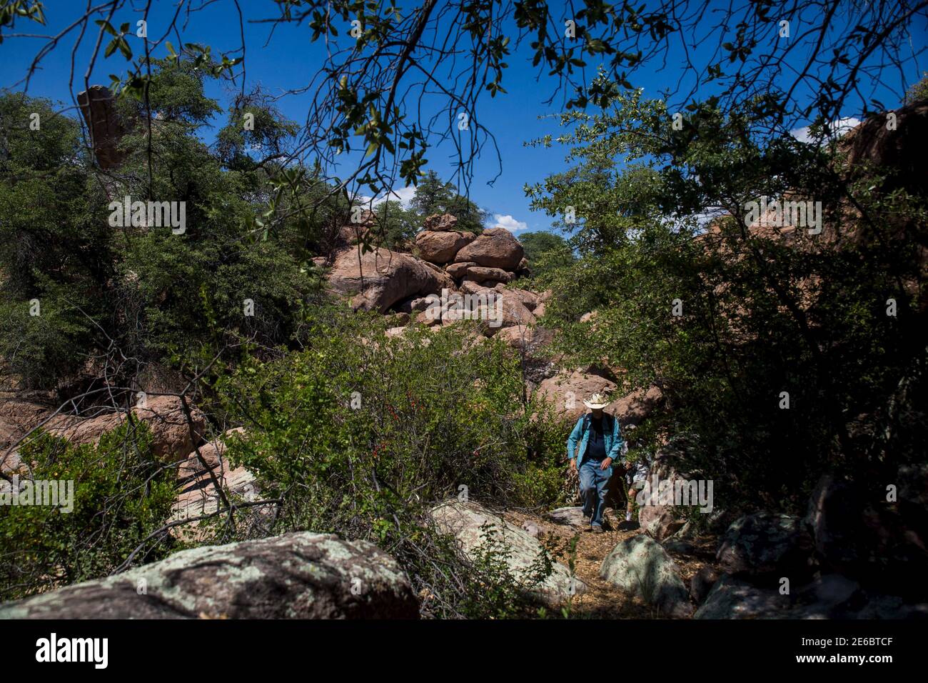 Tonto apache tribe arizona hi-res stock photography and images - Alamy