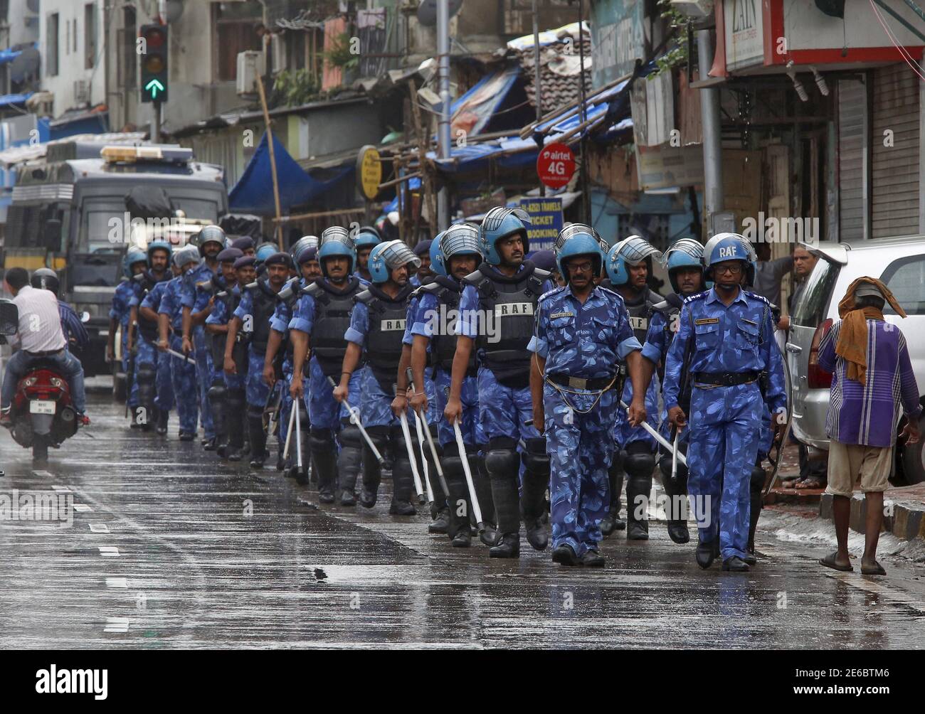 Indian rapid action force raf hi-res stock photography and images - Alamy
