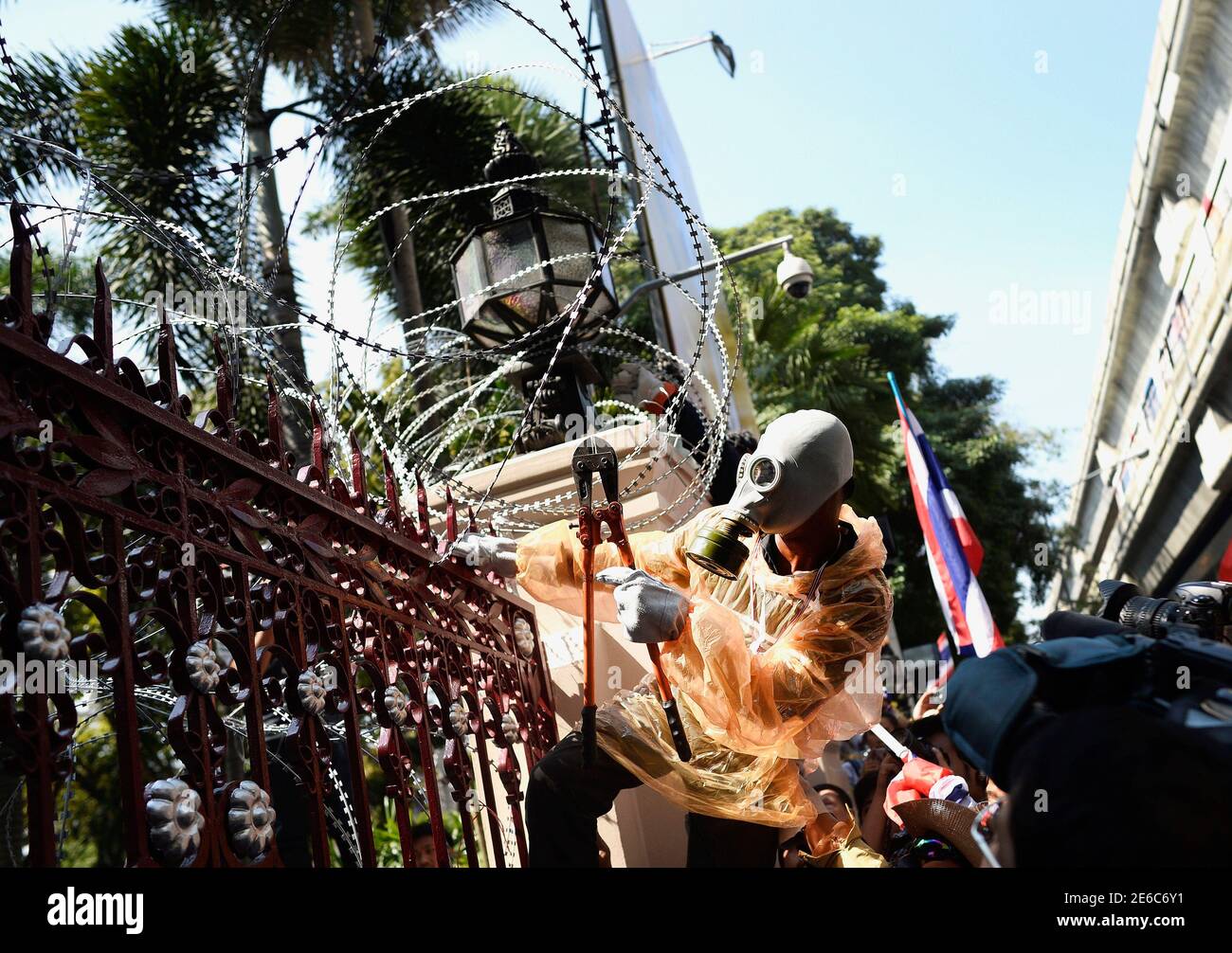 A wire cutter hi-res stock photography and images - Alamy