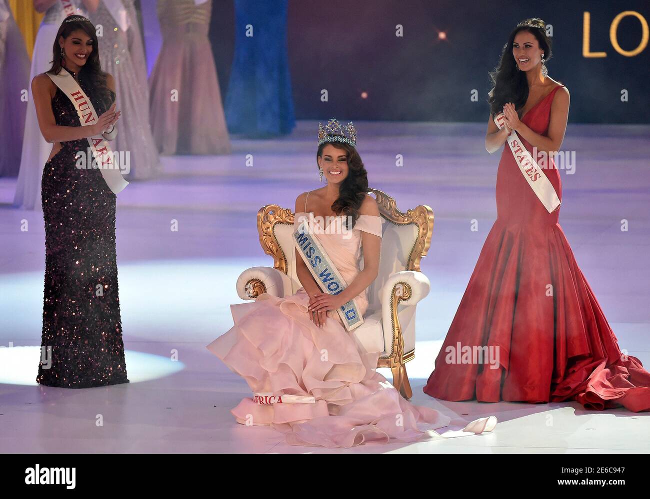 Elizabeth safrit hi-res stock photography and images - Alamy