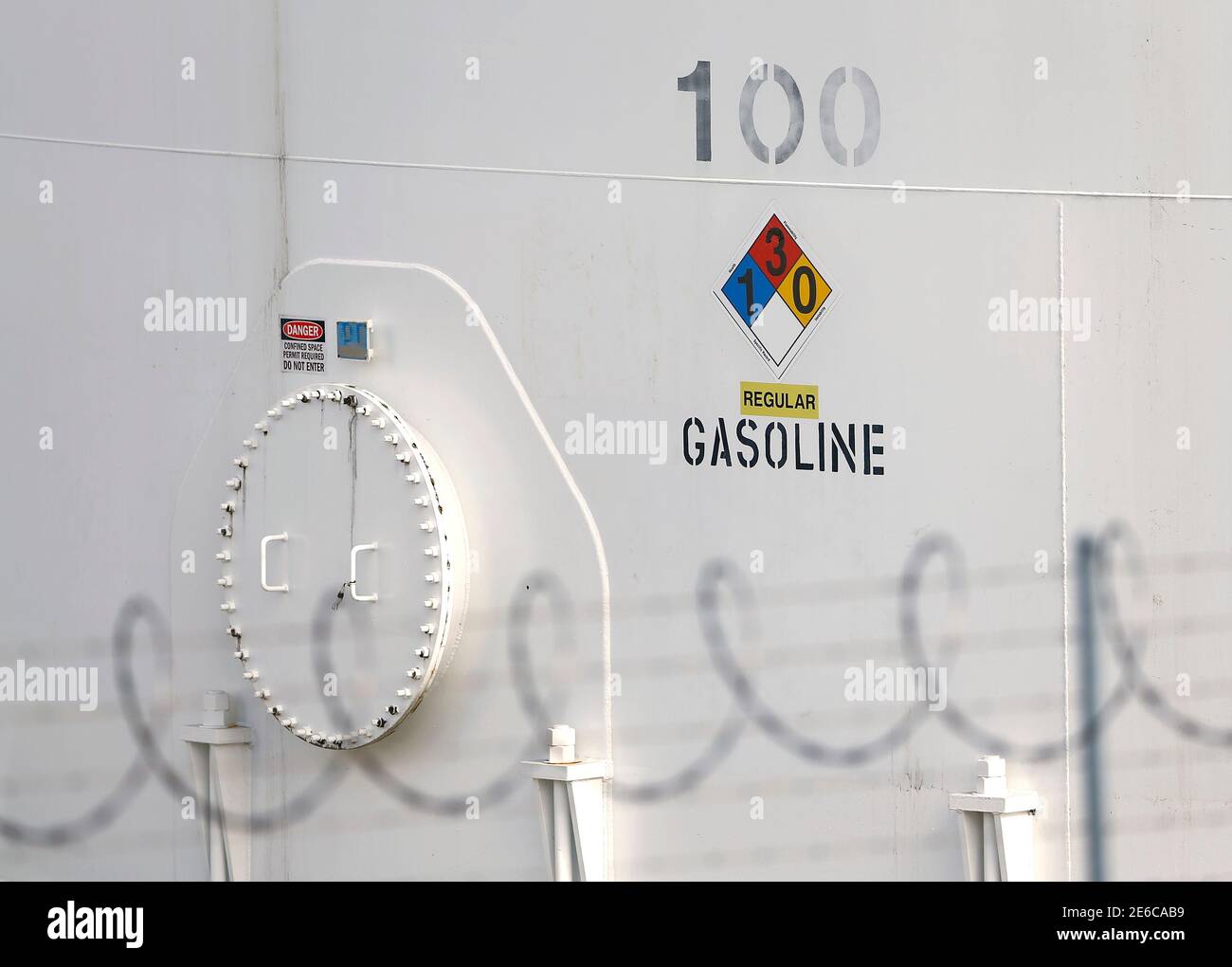 Parts of a tank hi-res stock photography and images - Alamy