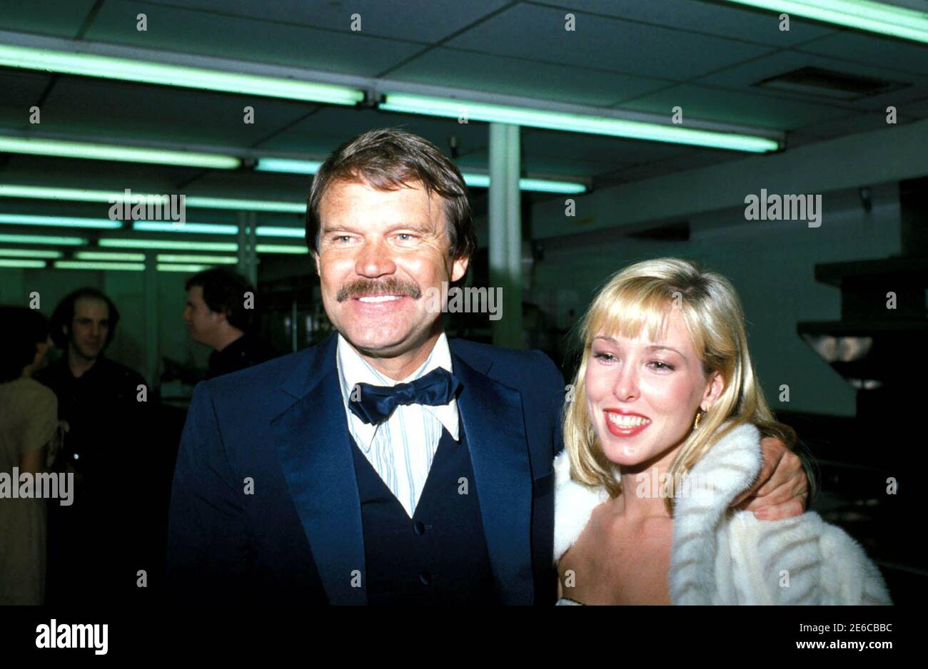 Glen Campbell And Kim Woolen 1982 Credit: Ralph Dominguez/MediaPunch ...