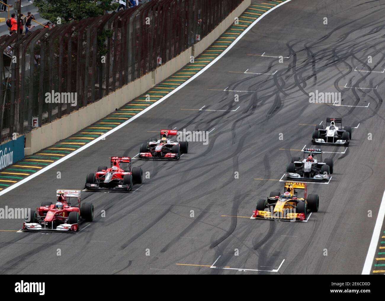 The drivers line up on the grid hi-res stock photography and images - Alamy