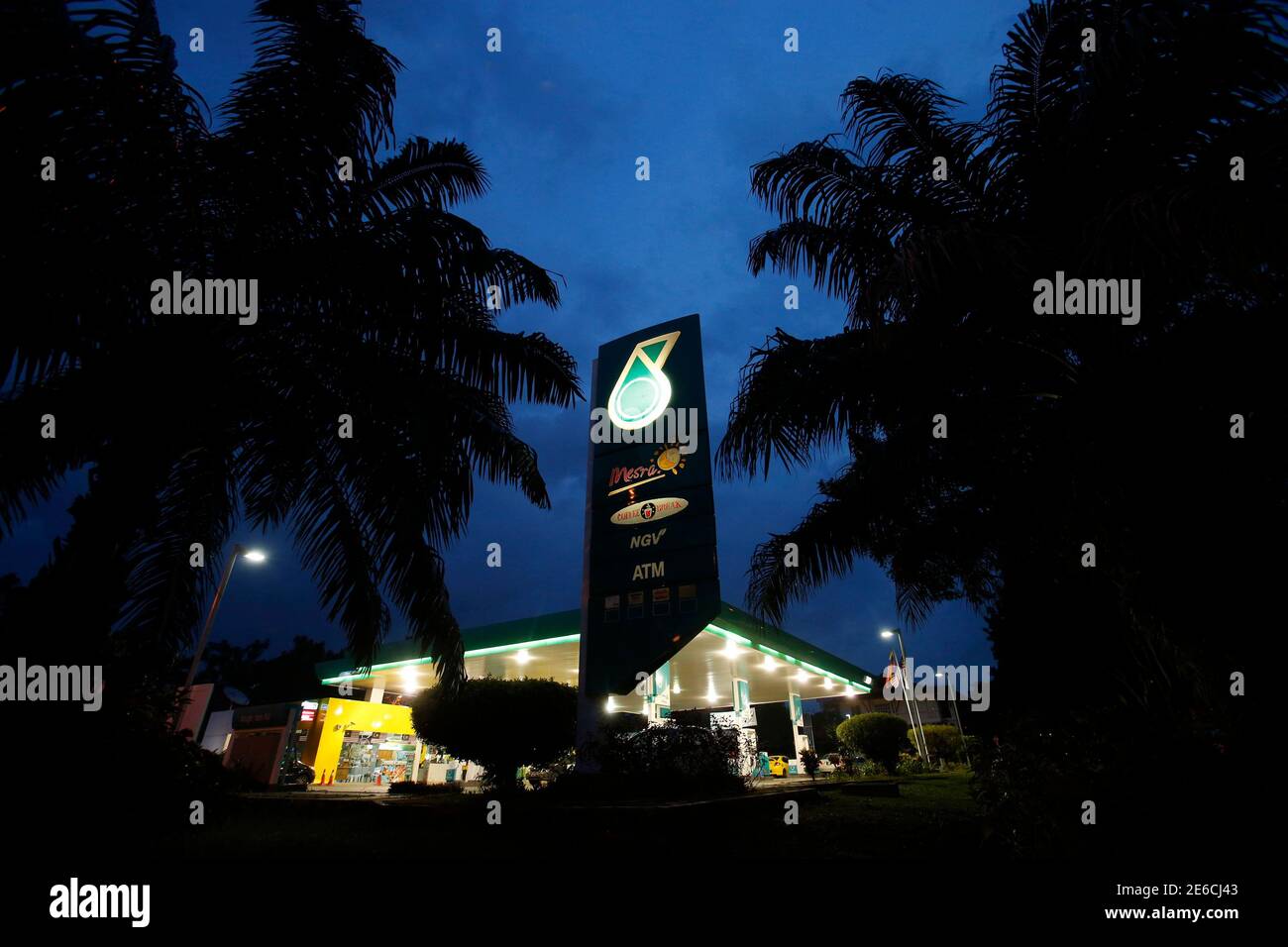 Petronas Logo High Resolution Stock Photography and Images - Alamy