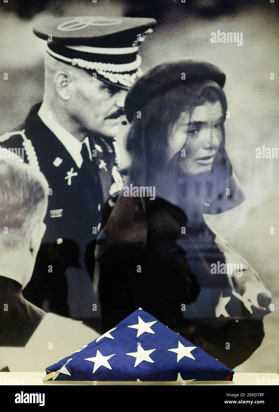 John f kennedy's funeral coffin hi-res stock photography and images - Alamy