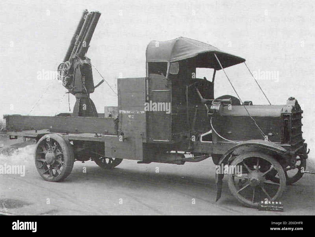 Daimler Lorry High Resolution Stock Photography and Images - Alamy