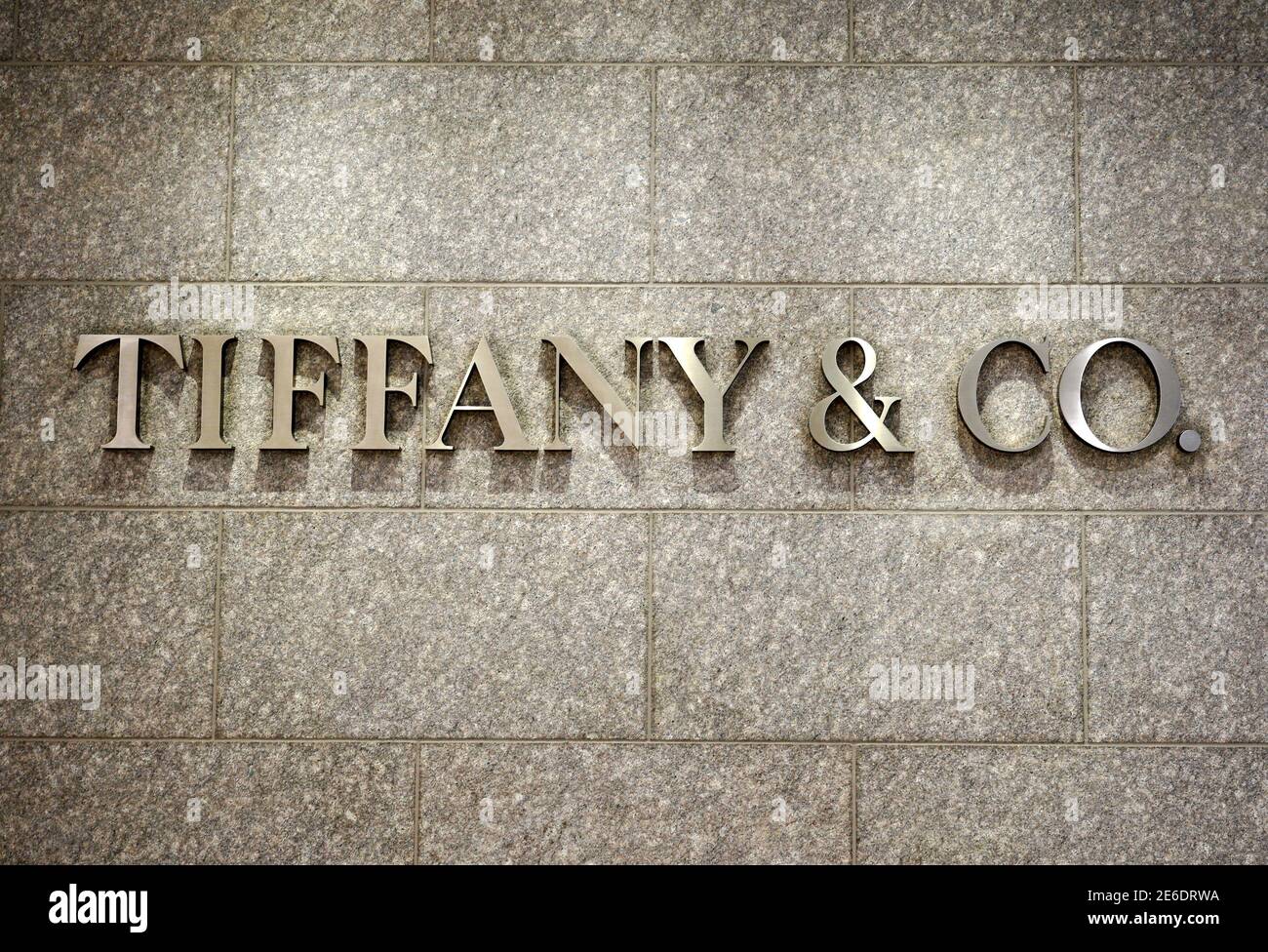 Tiffany logo hi-res stock photography and images - Alamy