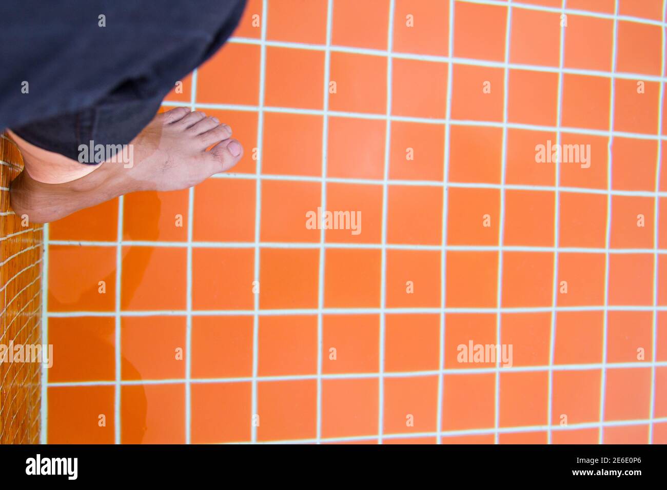 Human feet and swimming pool hi-res stock photography and images - Alamy