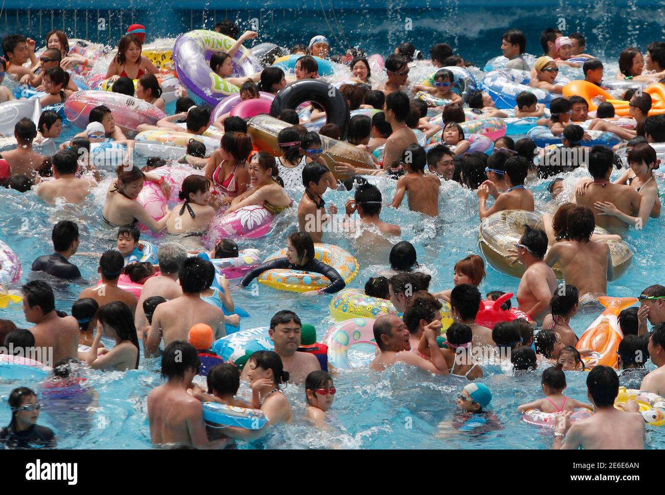 Nakao pool hi-res stock photography and images - Alamy