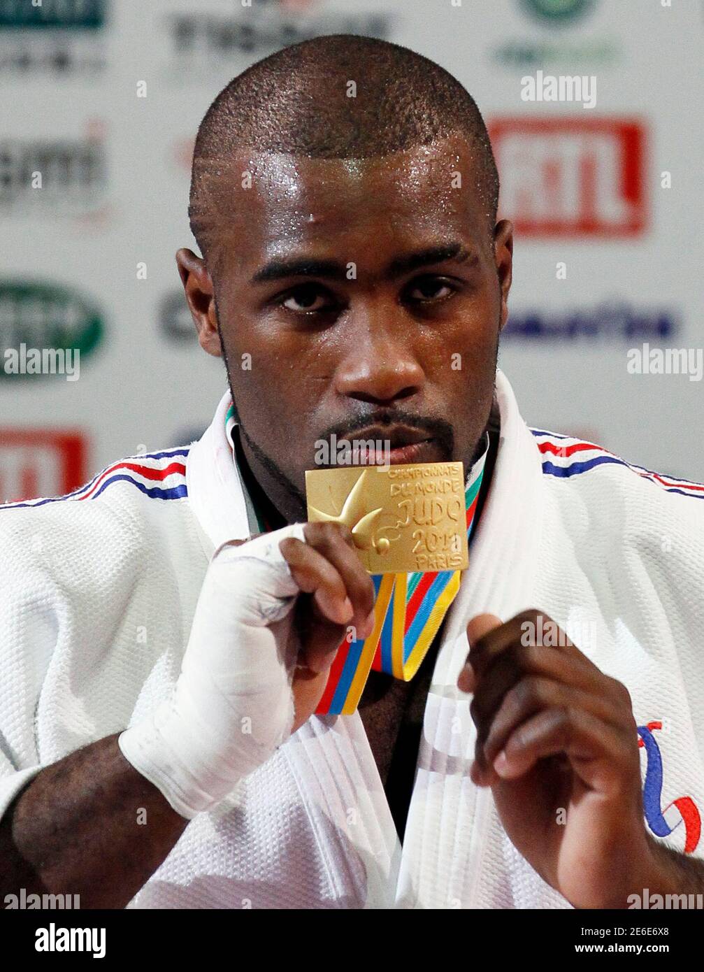 Teddy riner judo world 2011 hi-res stock photography and images - Alamy