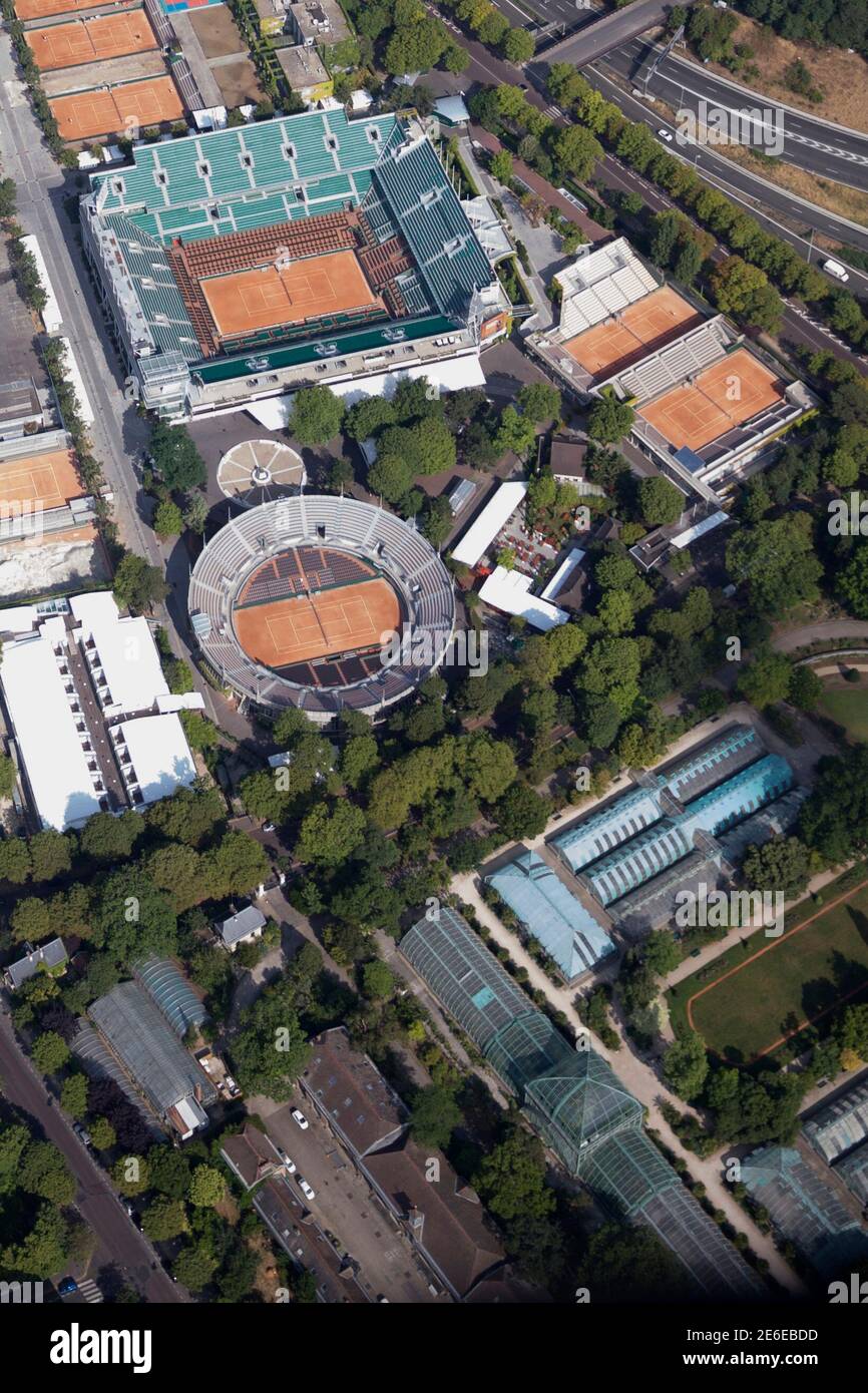 Roland garros aerial hi-res stock photography and images - Alamy
