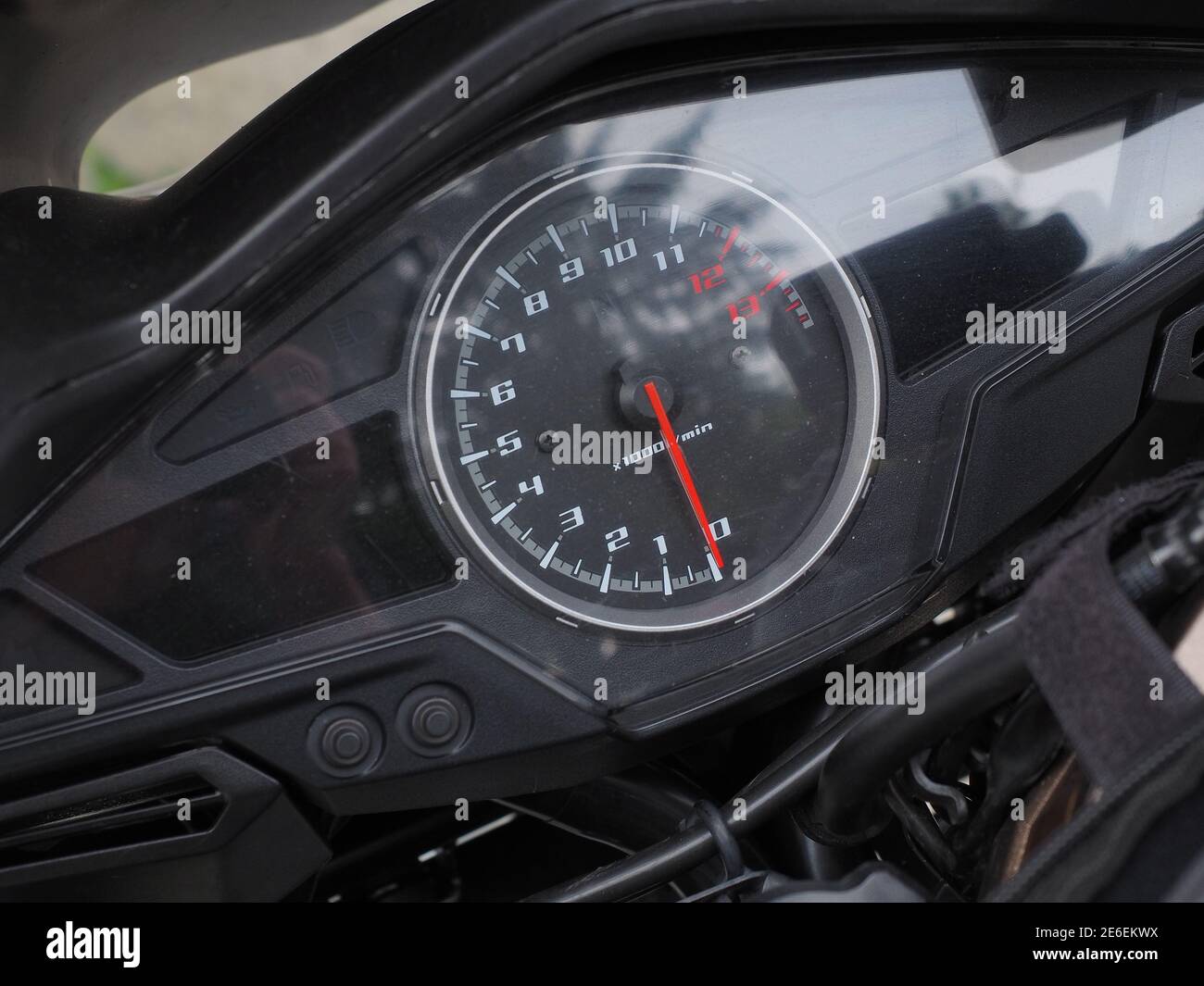 Round handle cycle hi-res stock photography and images - Alamy