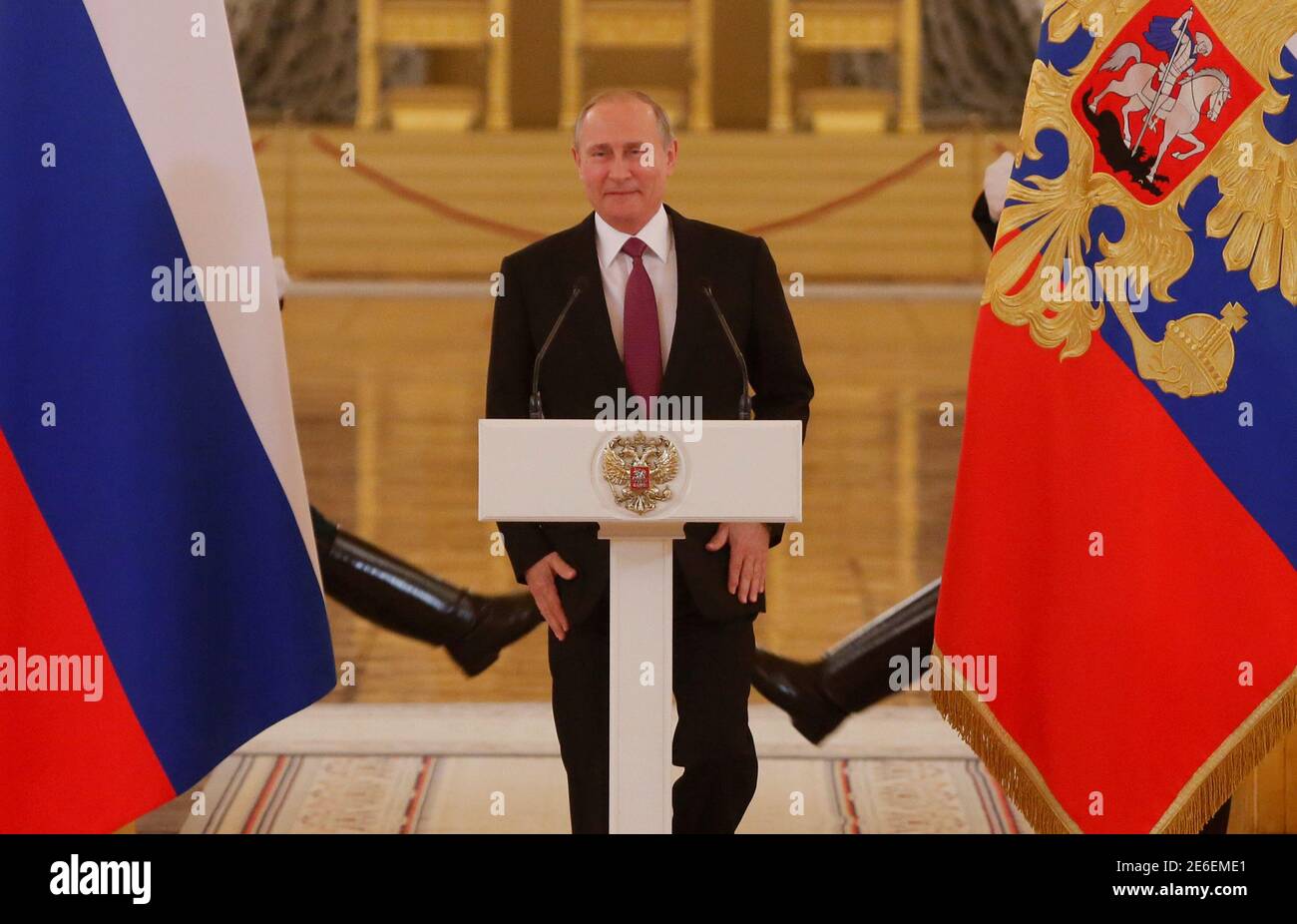 Russian president vladimir putin podium hi-res stock photography and ...