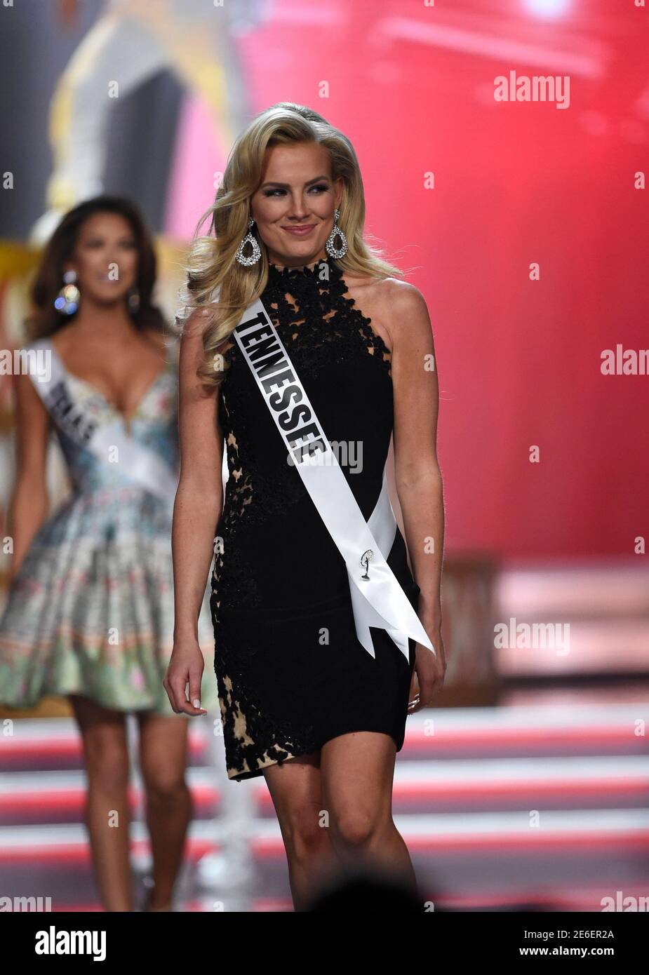 Allee sutton hi-res stock photography and images - Alamy