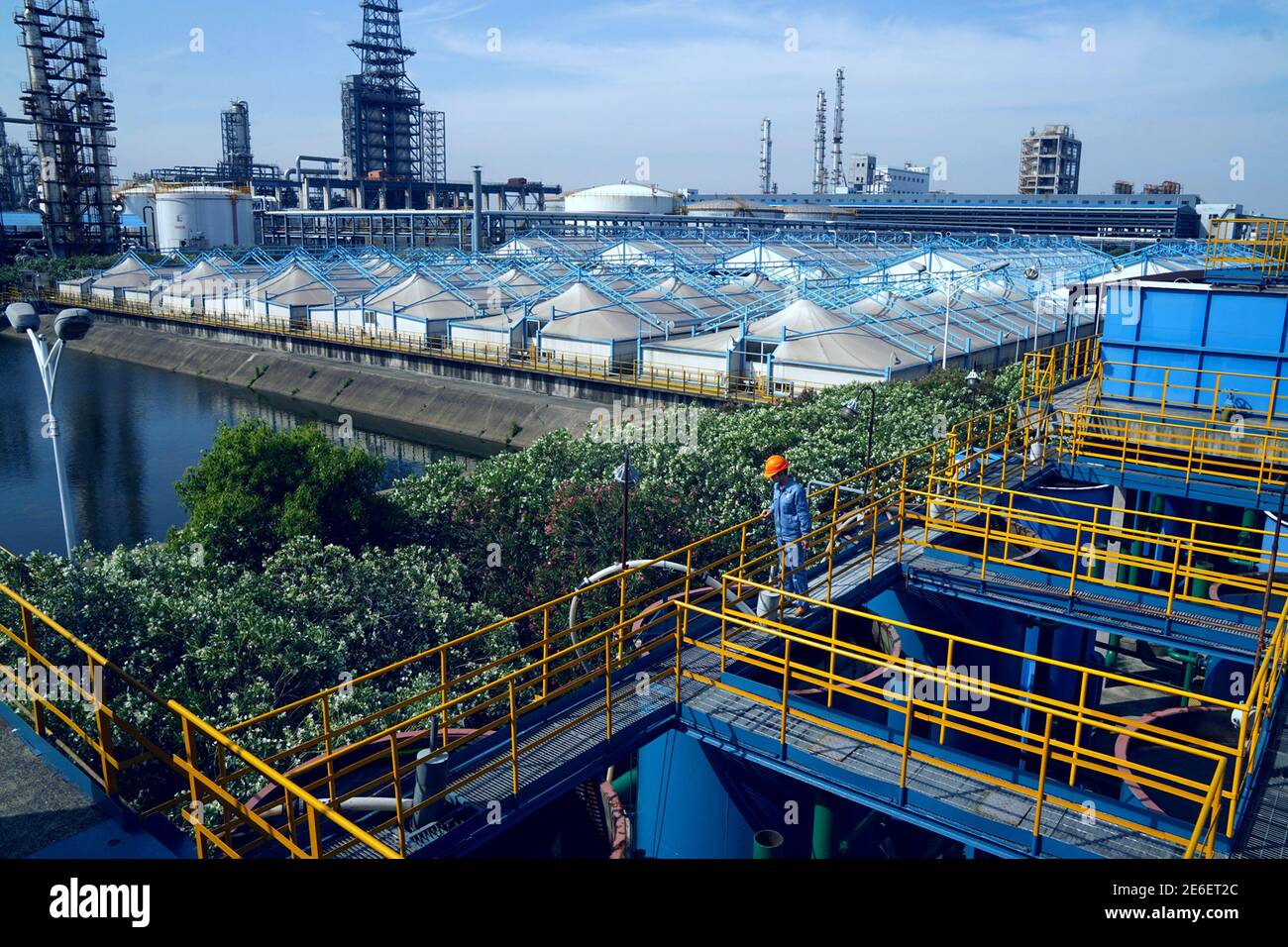 Wastewater treatment facilities hi-res stock photography and images - Alamy