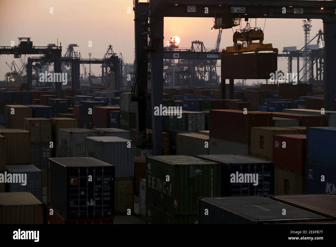 Jakarta port expansion hi-res stock photography and images - Alamy