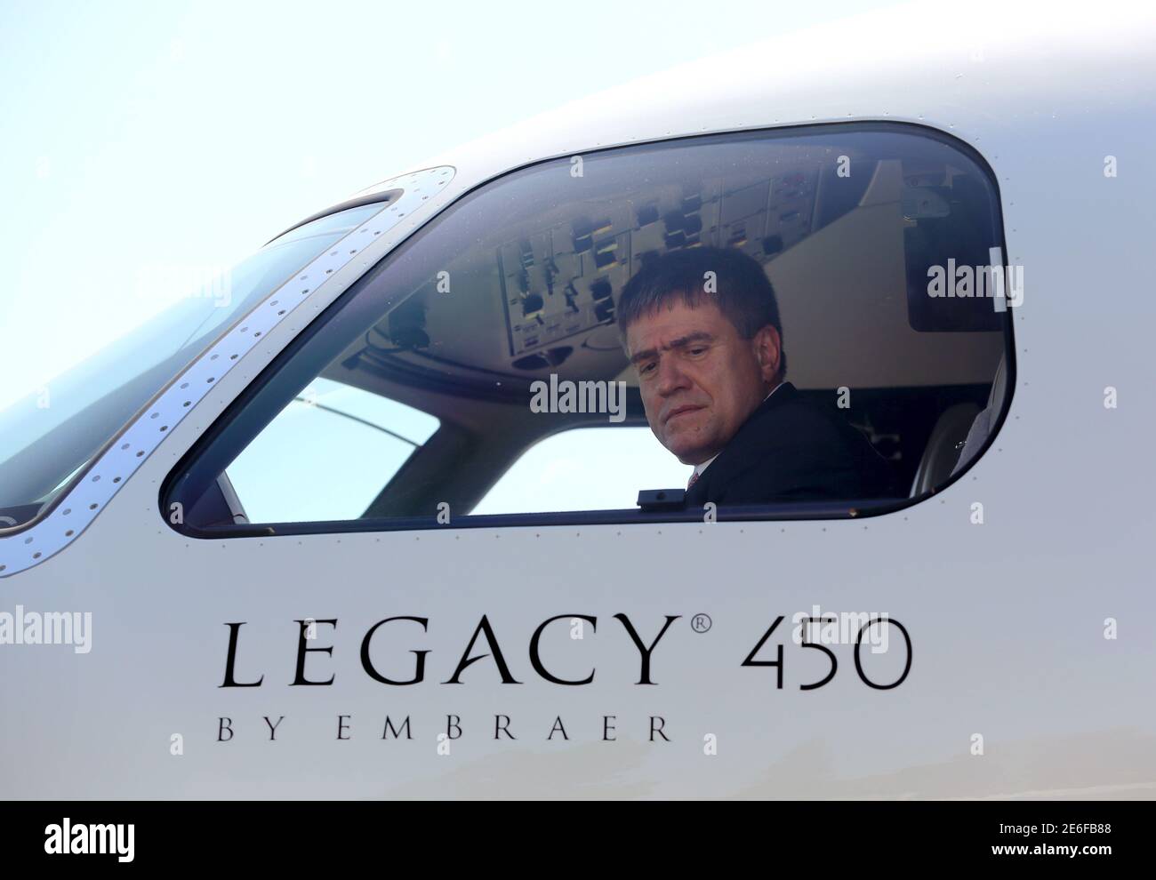 Embraer legacy executive jet hi-res stock photography and images - Alamy