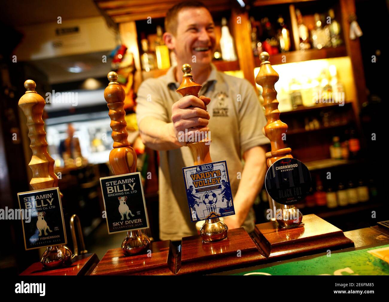 Tottenham hotspur fans beer hi-res stock photography and images - Alamy