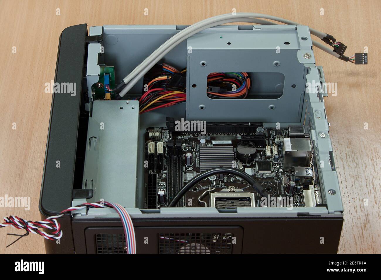 Pc assembling hi-res stock photography and images - Alamy