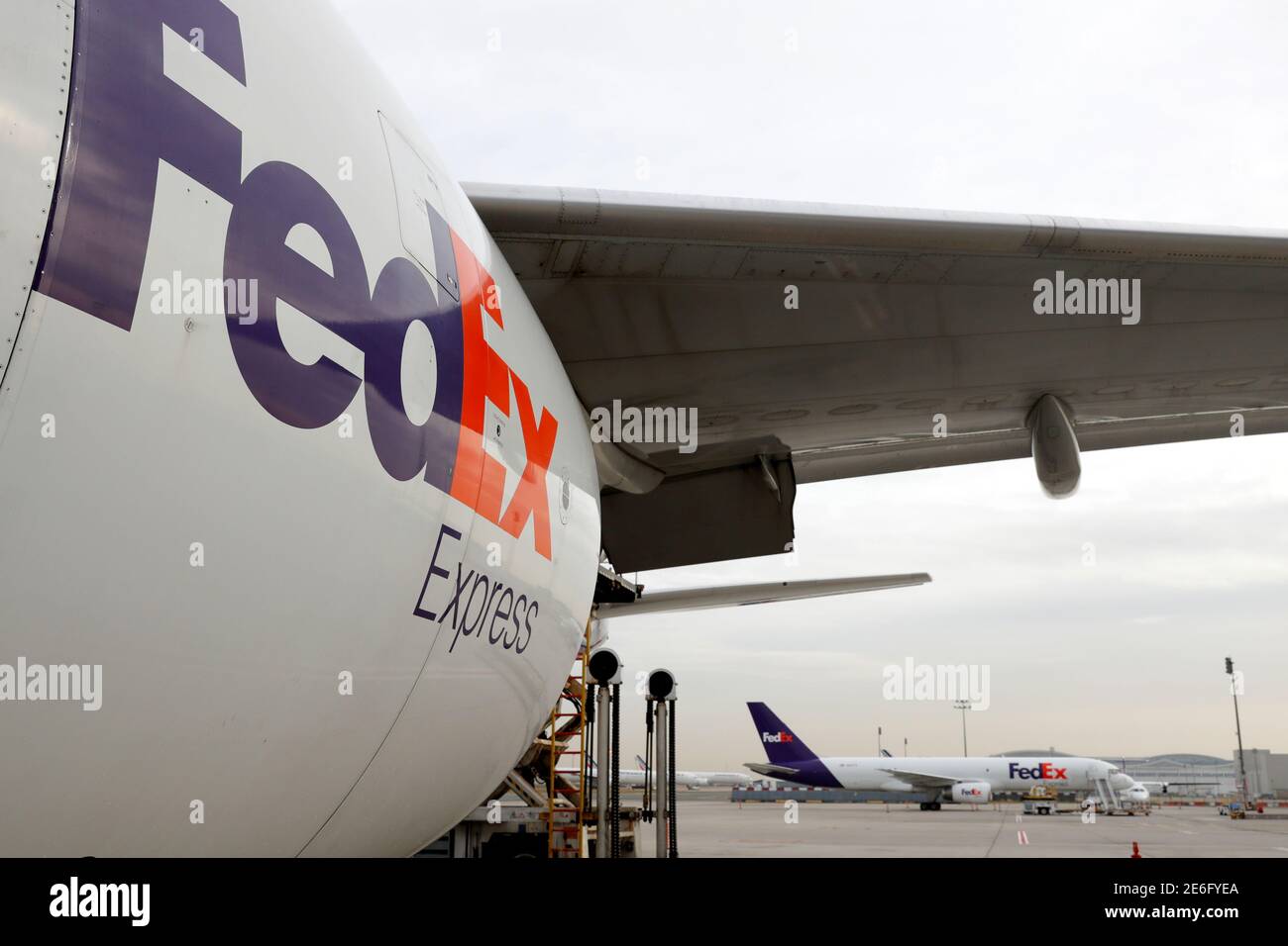 Federal express hub hi-res stock photography and images - Alamy