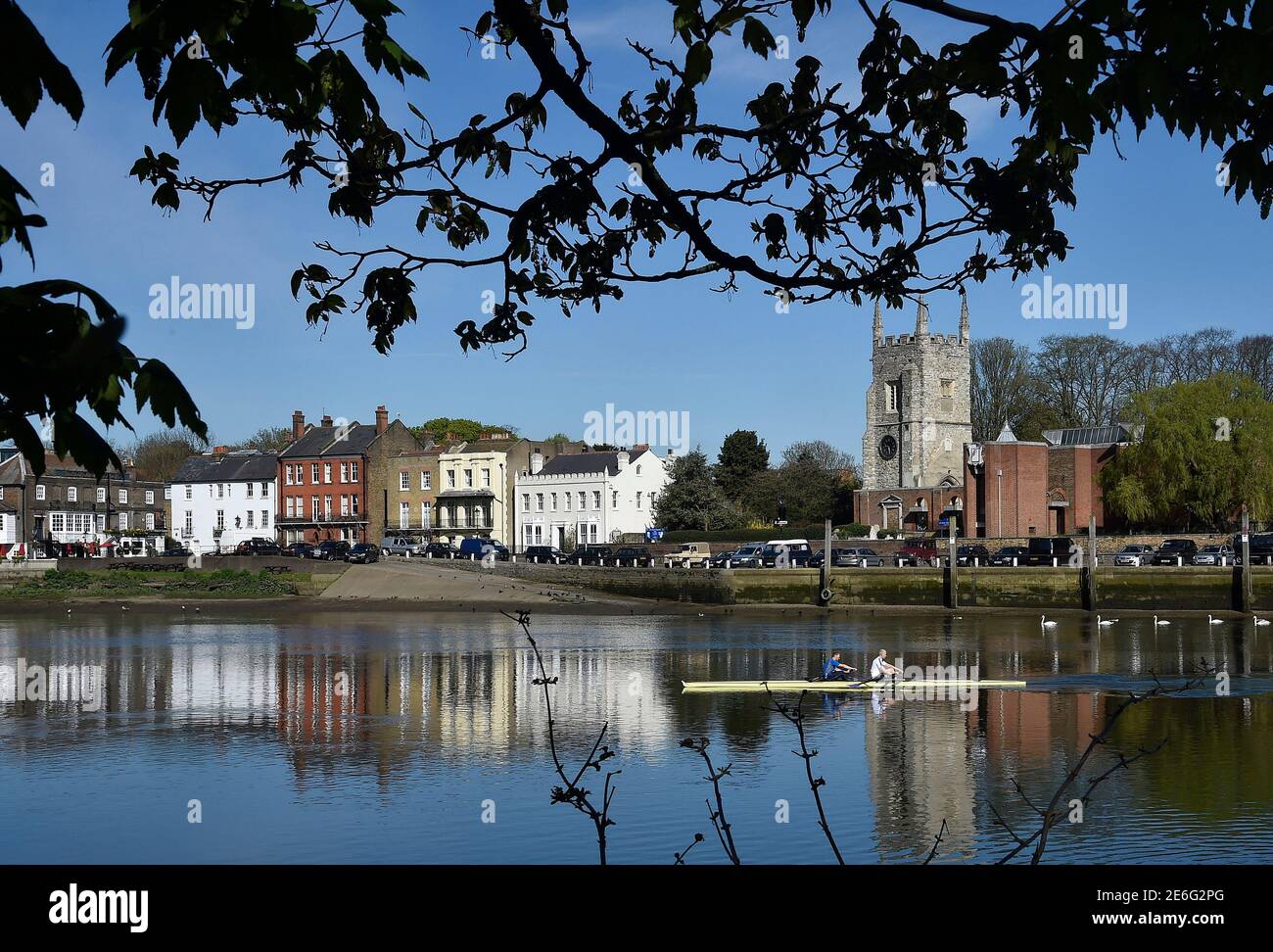Old isleworth hi-res stock photography and images - Alamy