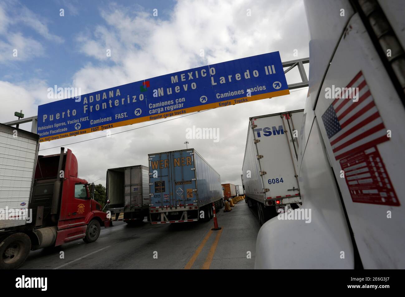 Laredo Border Mexico High Resolution Stock Photography and Images - Alamy