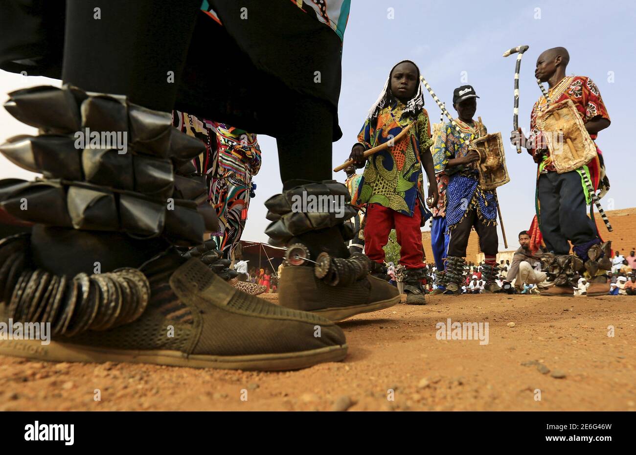 Nuba tribe hi-res stock photography and images - Alamy