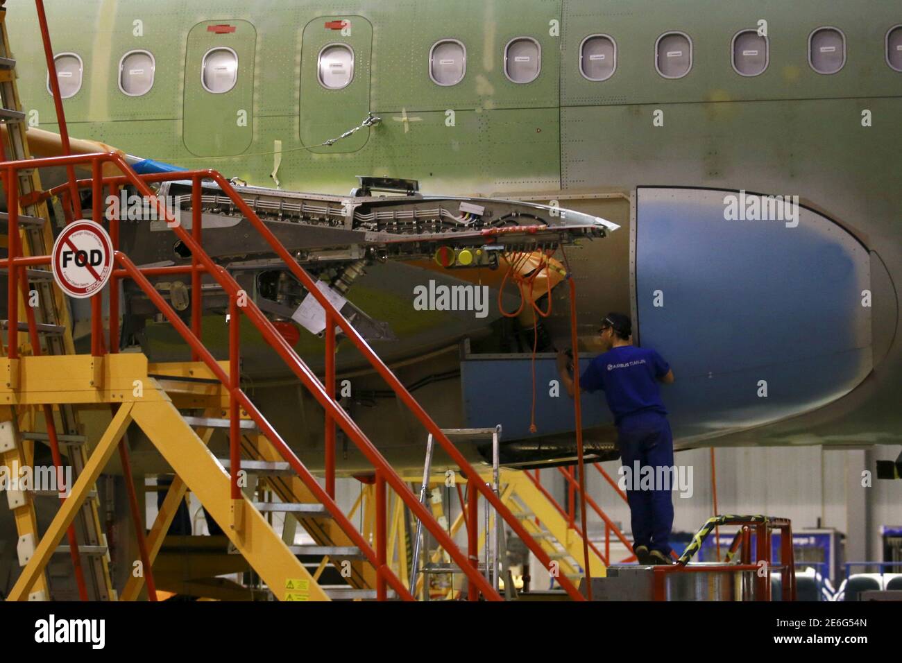 Airbus A320 Assembly Line High Resolution Stock Photography and Images ...