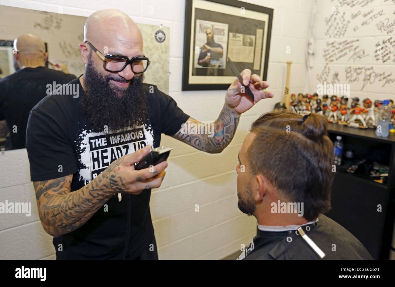 Cuban Haircut High Resolution Stock Photography and Images - Alamy
