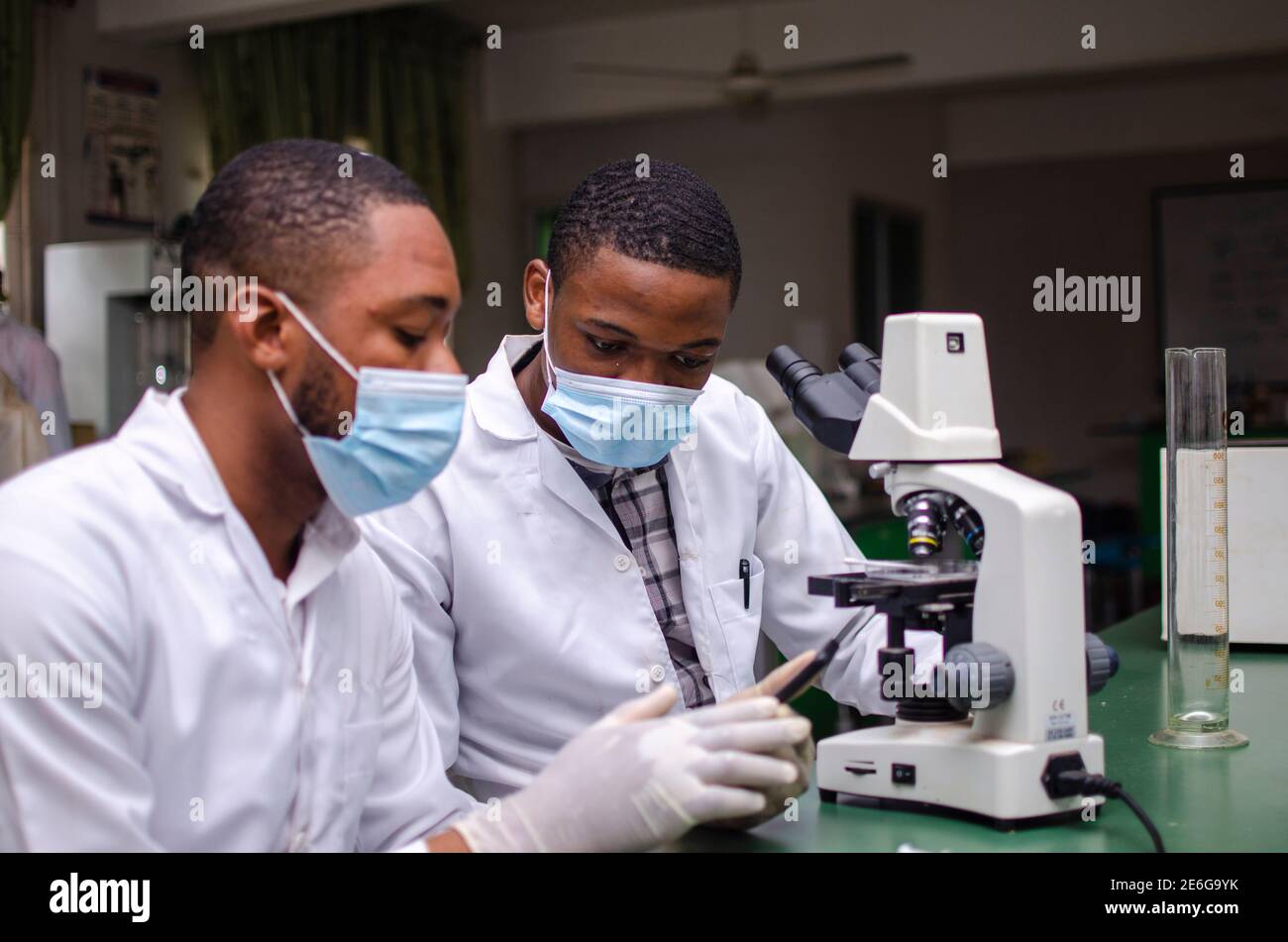Black Scientists In Lab