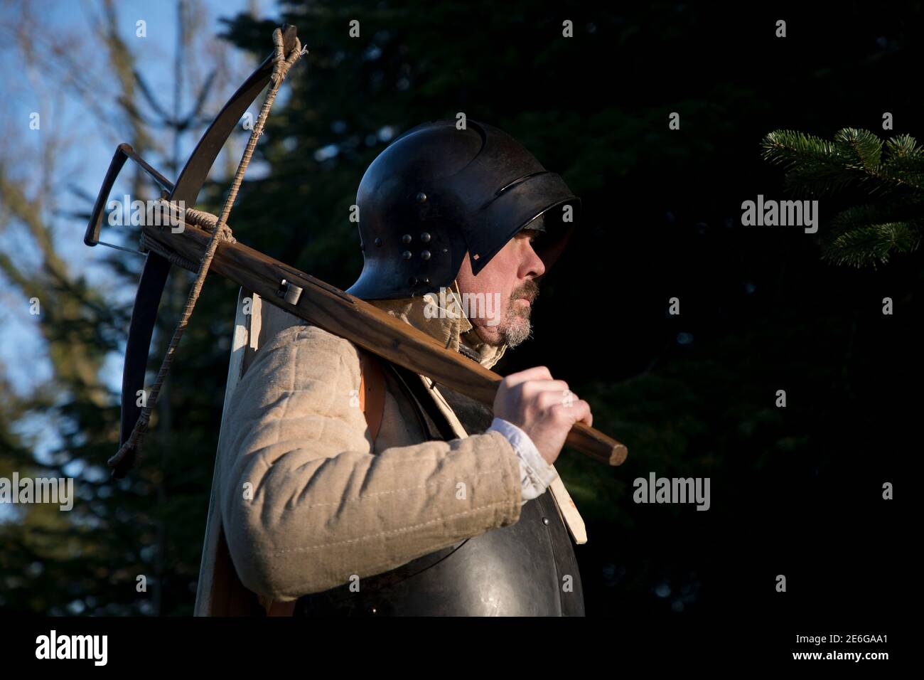 15th Century Crossbowman or Arbalestier wearing typical body armour ...