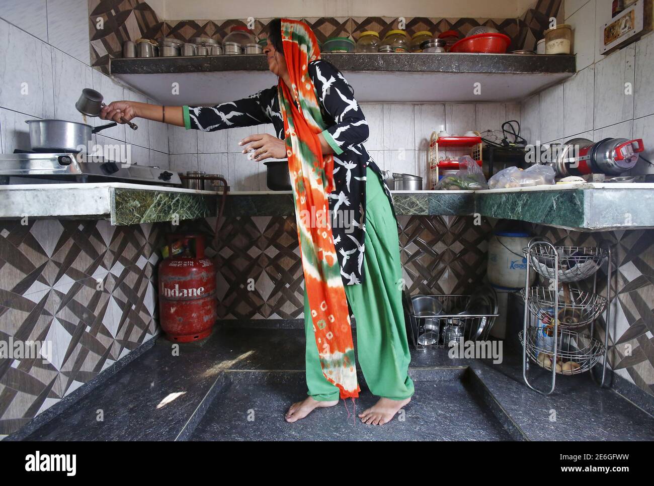 Gas cylinder in kitchen hi-res stock photography and images - Alamy