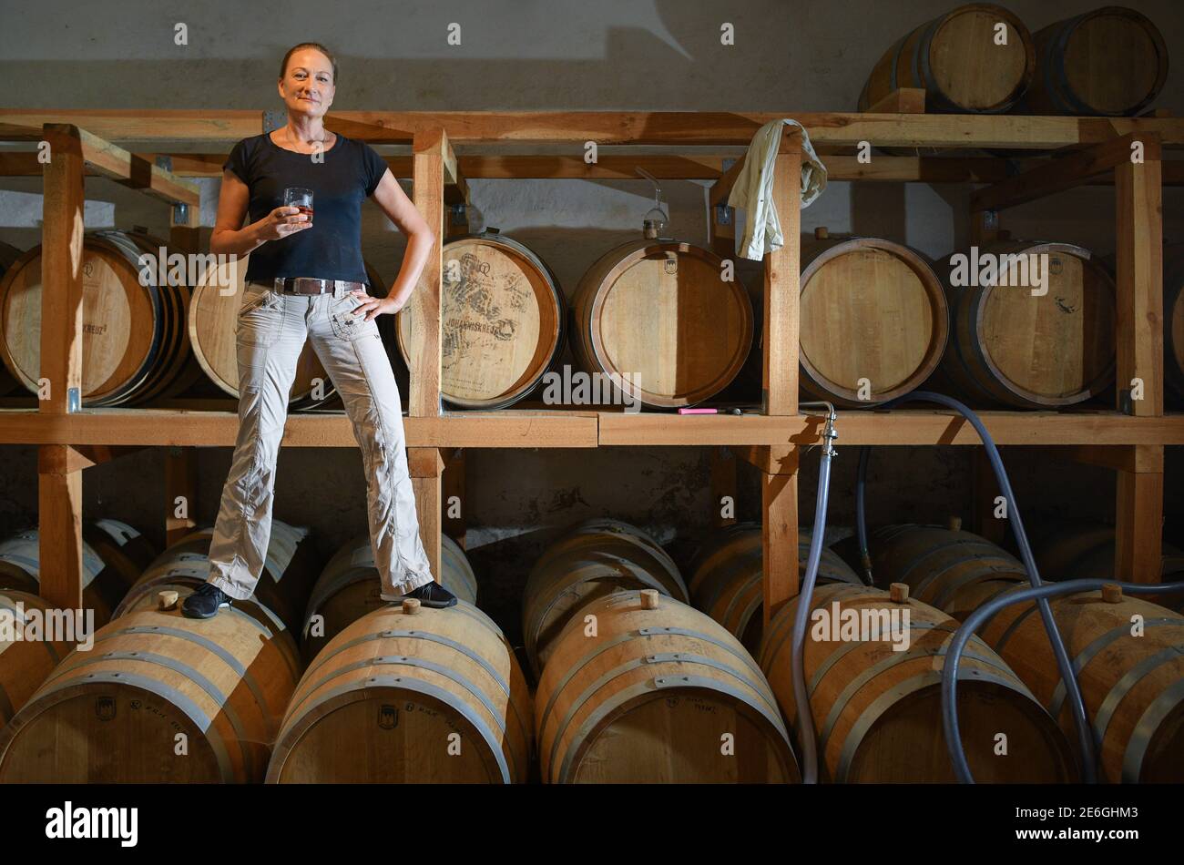 Whiskey distilling woman hi-res stock photography and images - Alamy