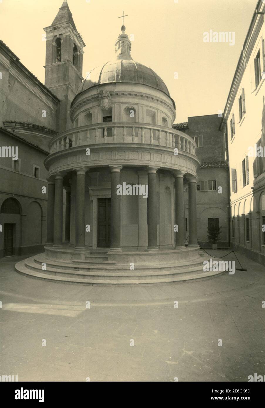 Tempietto of San Pietro in Montorio church, Rome, Italy 1990s Stock ...