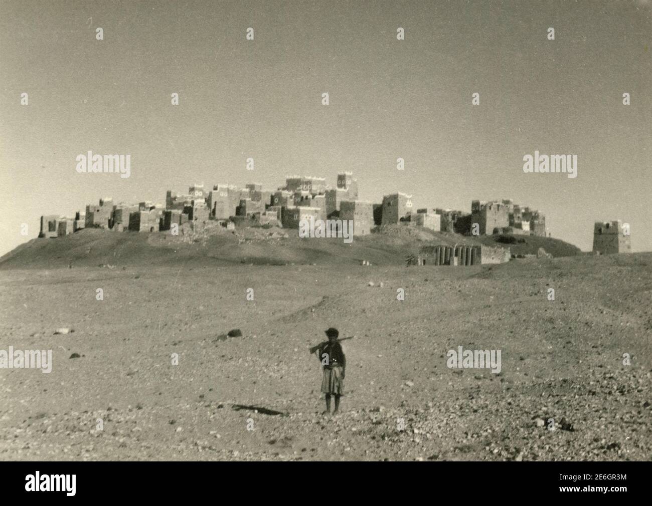 Marib ruins hi-res stock photography and images - Alamy