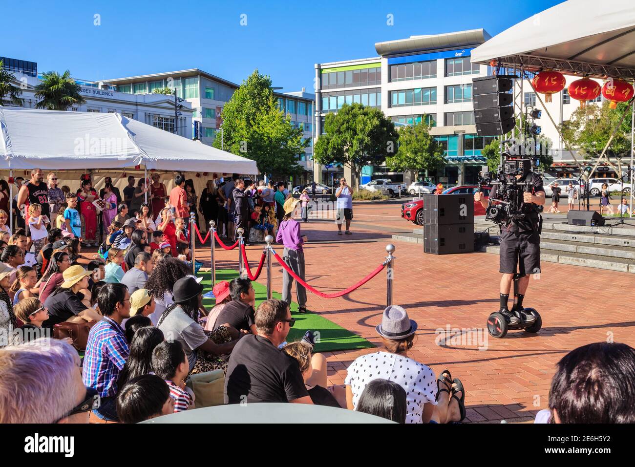 Camera dolly hi-res stock photography and images - Alamy