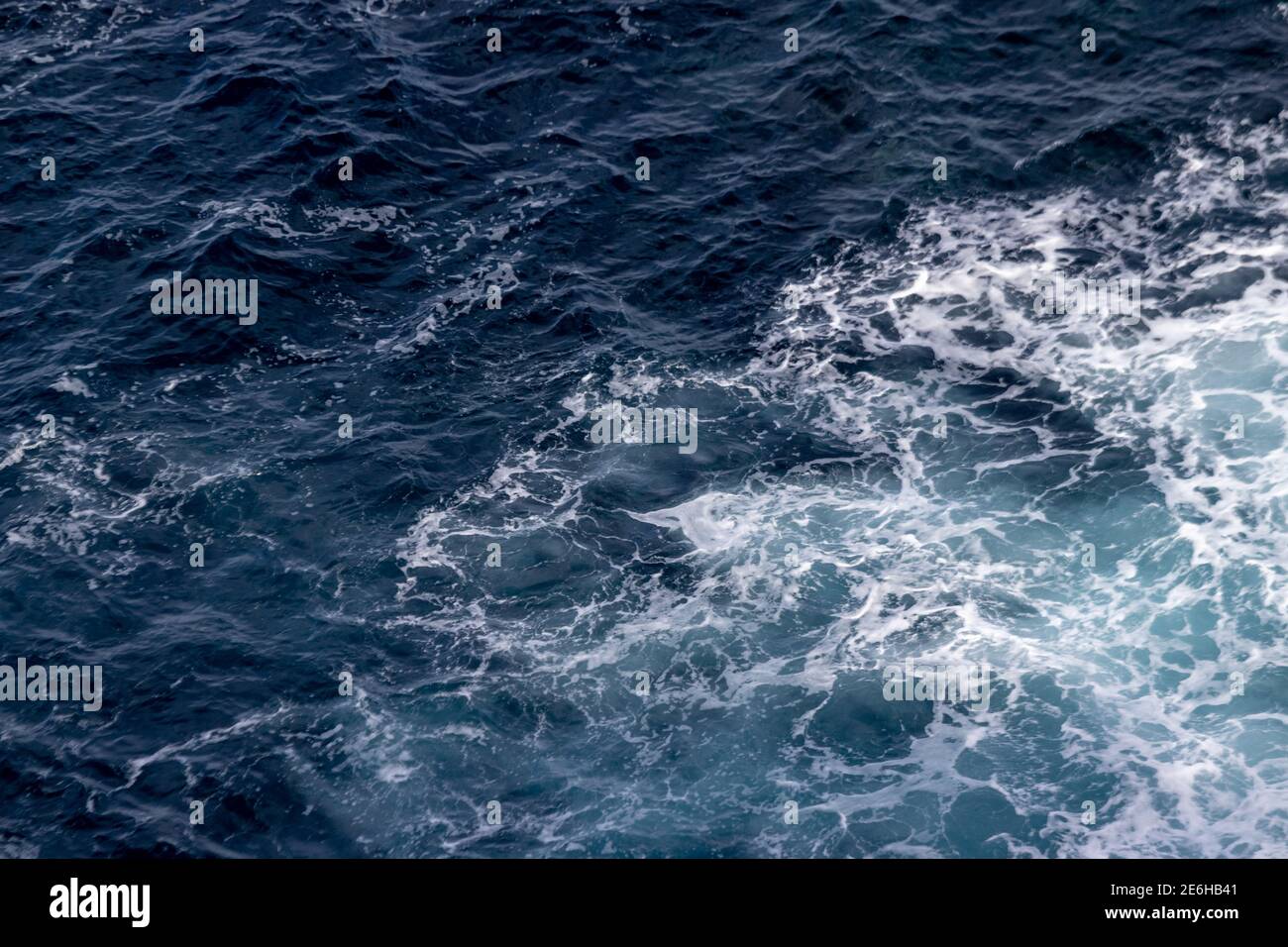 Rough ocean from above hi-res stock photography and images - Alamy