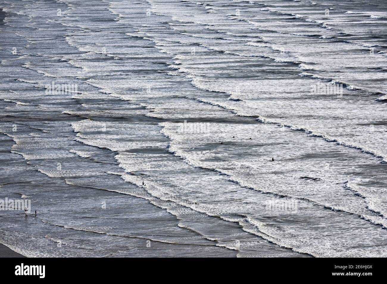 Aerial surfers waves hi-res stock photography and images - Alamy