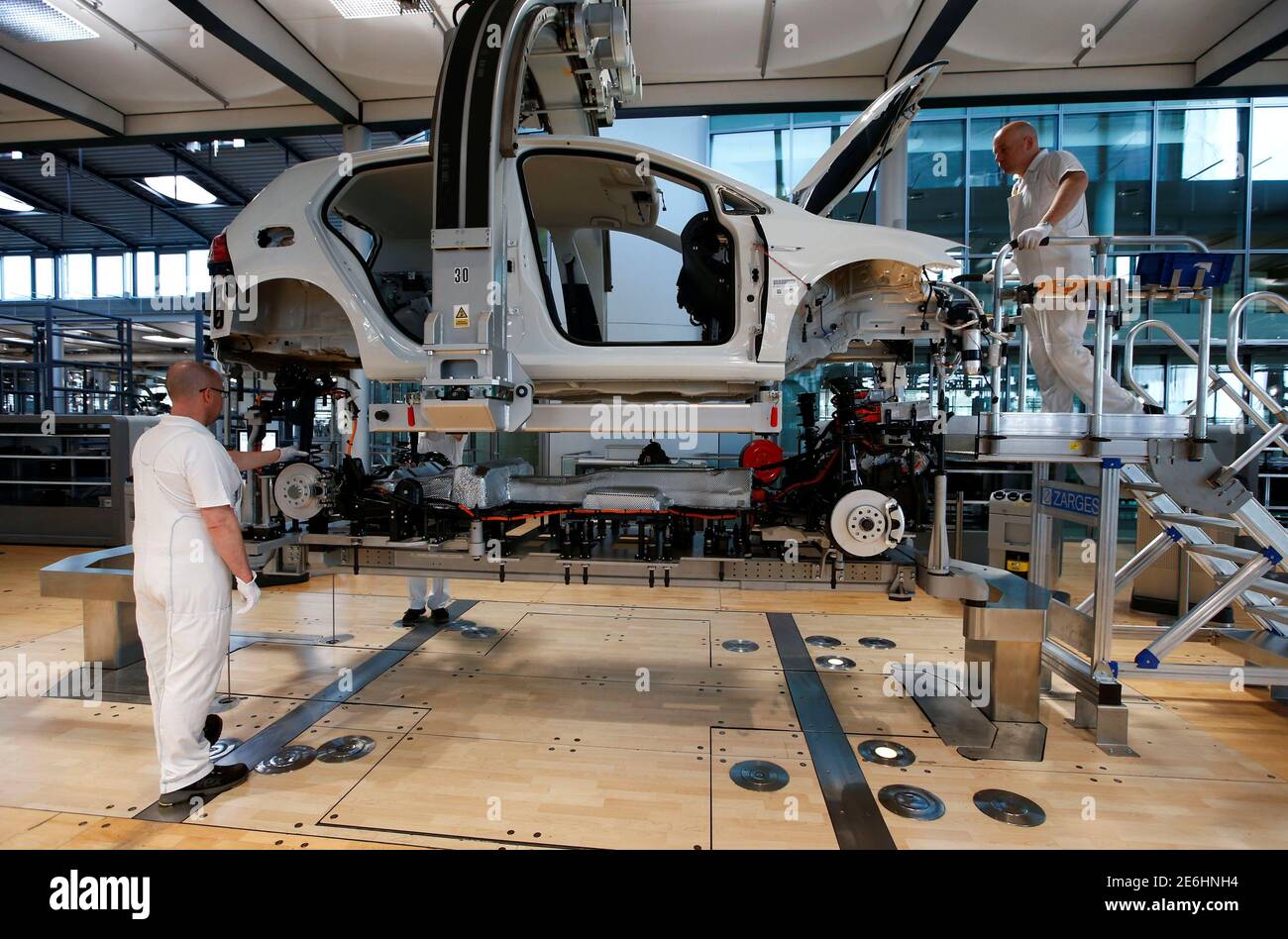 Volkswagen car assemble hi-res stock photography and images - Alamy