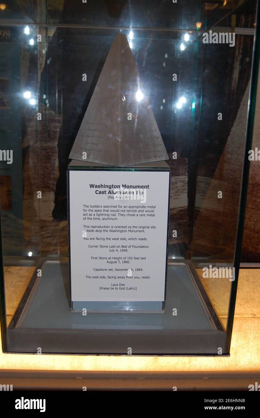 Spire of the George Washington Monument historic spire roof information ...