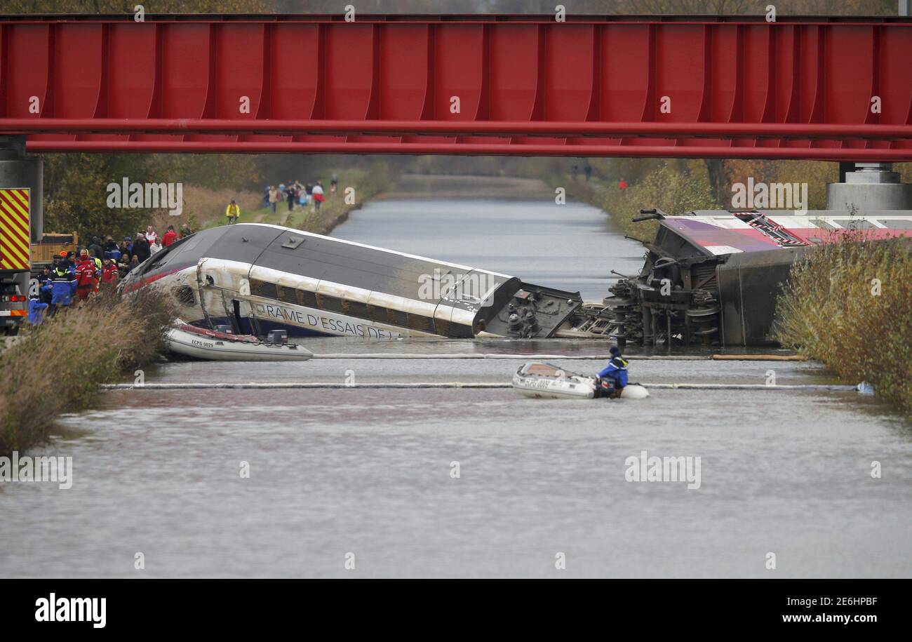 Tgv train accident hi-res stock photography and images - Alamy
