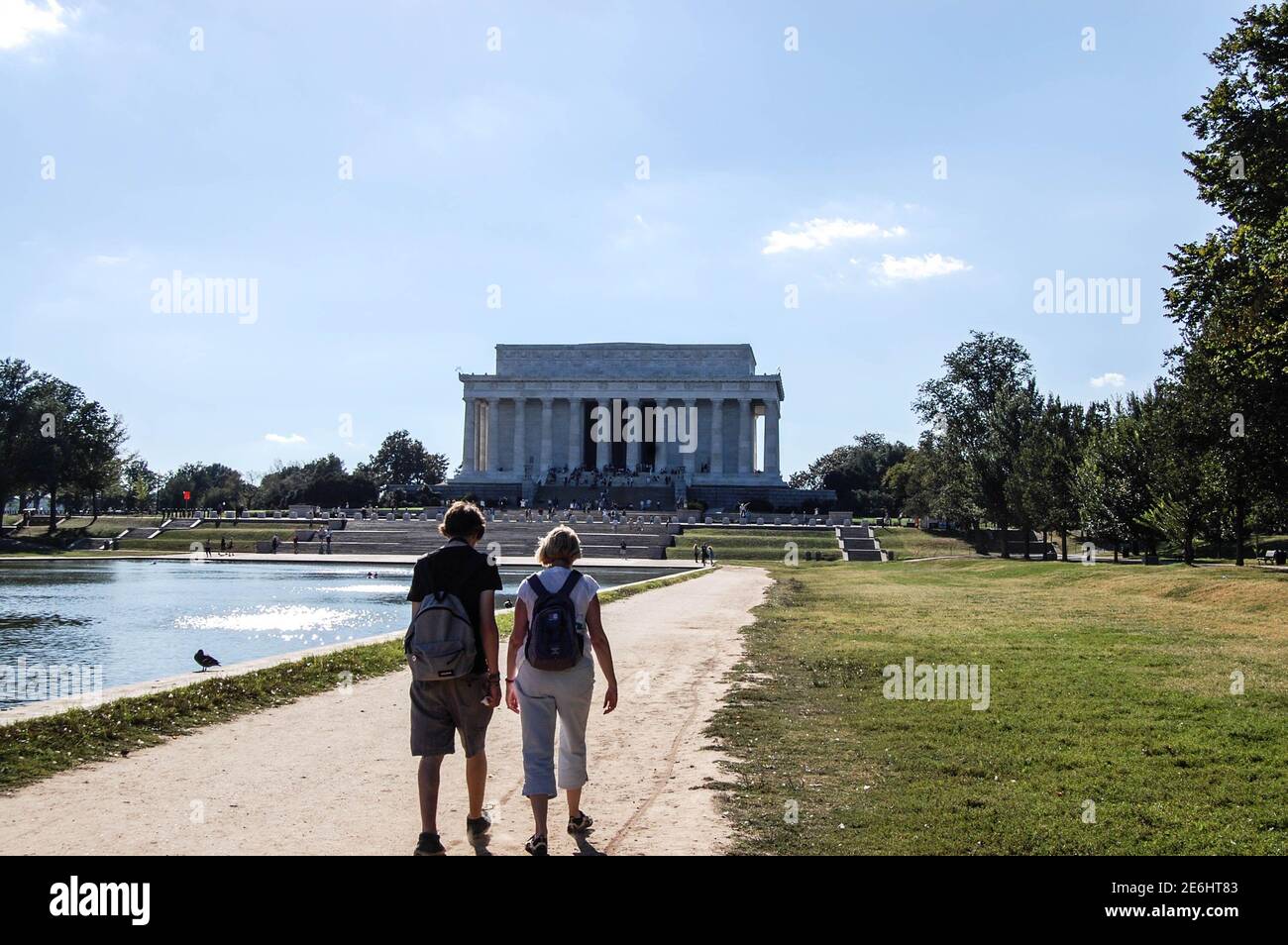 Abraham Lincoln Washington DCUSA president famous place people walking ...