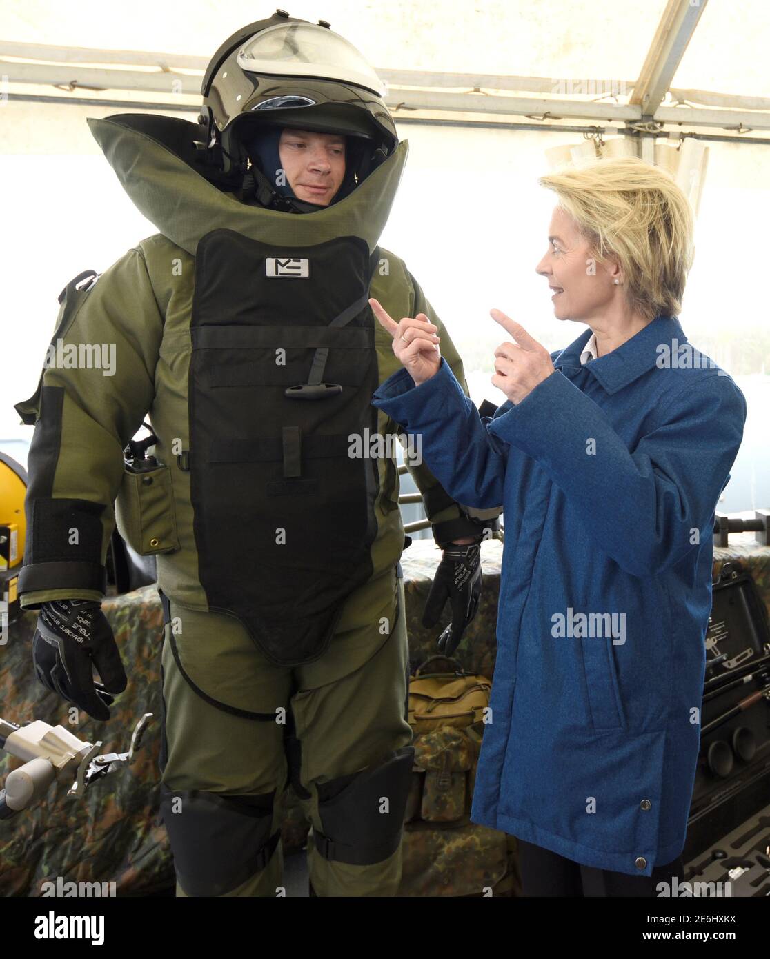 Bundeswehr diver hi-res stock photography and images - Alamy