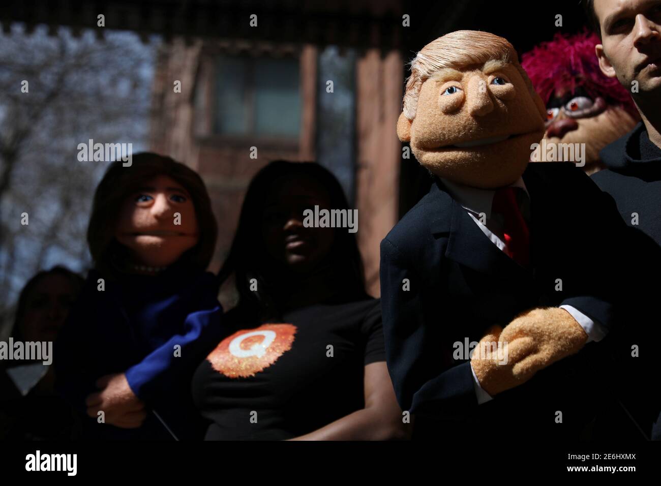 News broadway hi-res stock photography and images - Alamy