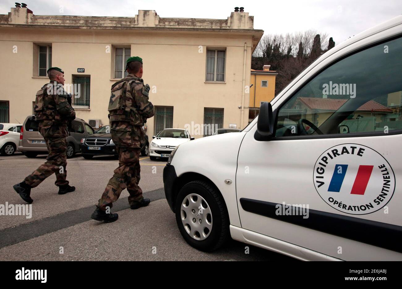 French legionnaires hi-res stock photography and images - Alamy