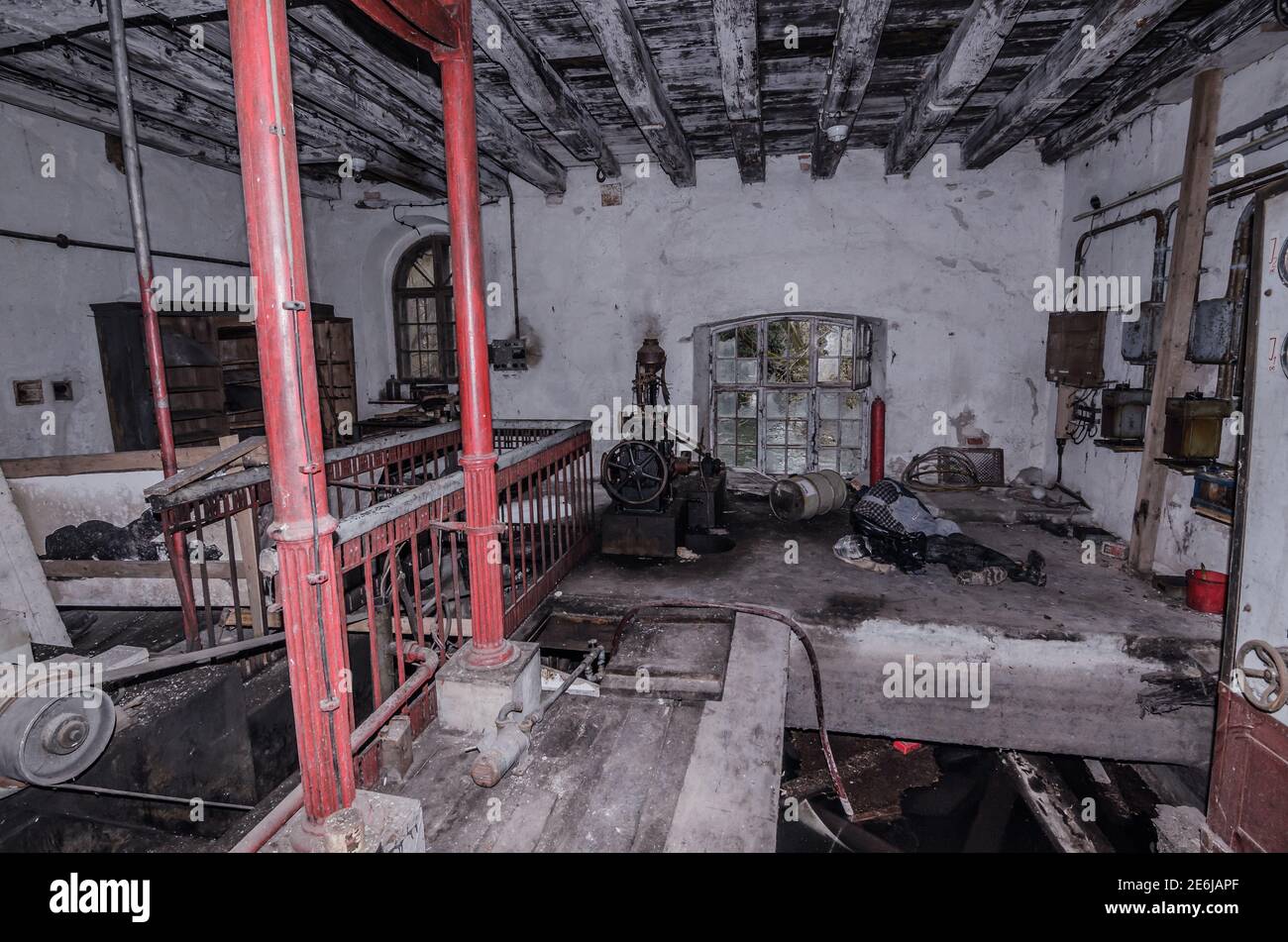 old abandoned pump room in a factory Stock Photo - Alamy