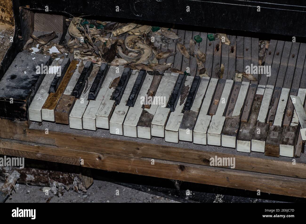 old beautiful piano with damaged keys Stock Photo - Alamy