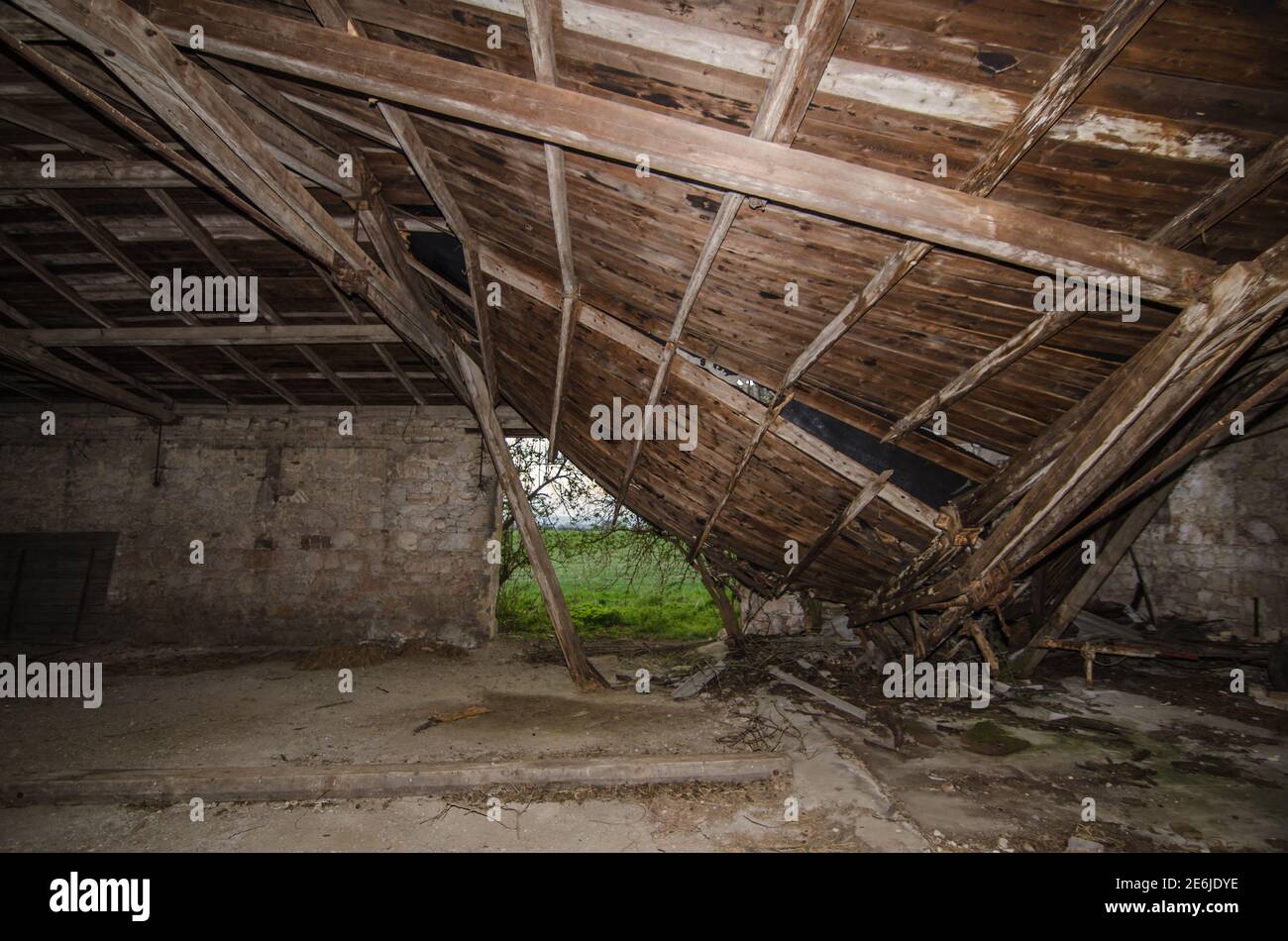 Collapsed ceiling hi-res stock photography and images - Alamy