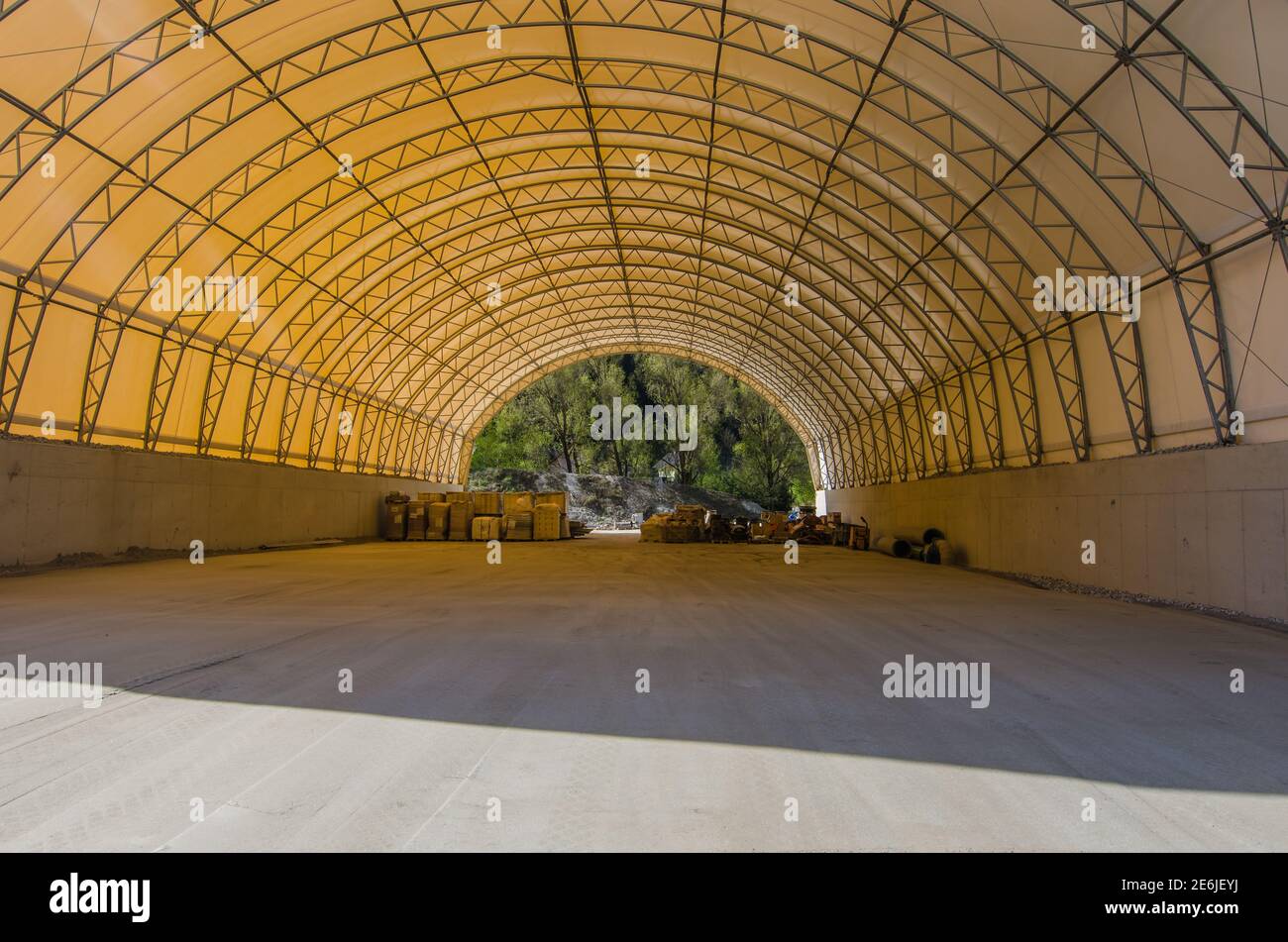 inside view large hall in a quarry Stock Photo - Alamy