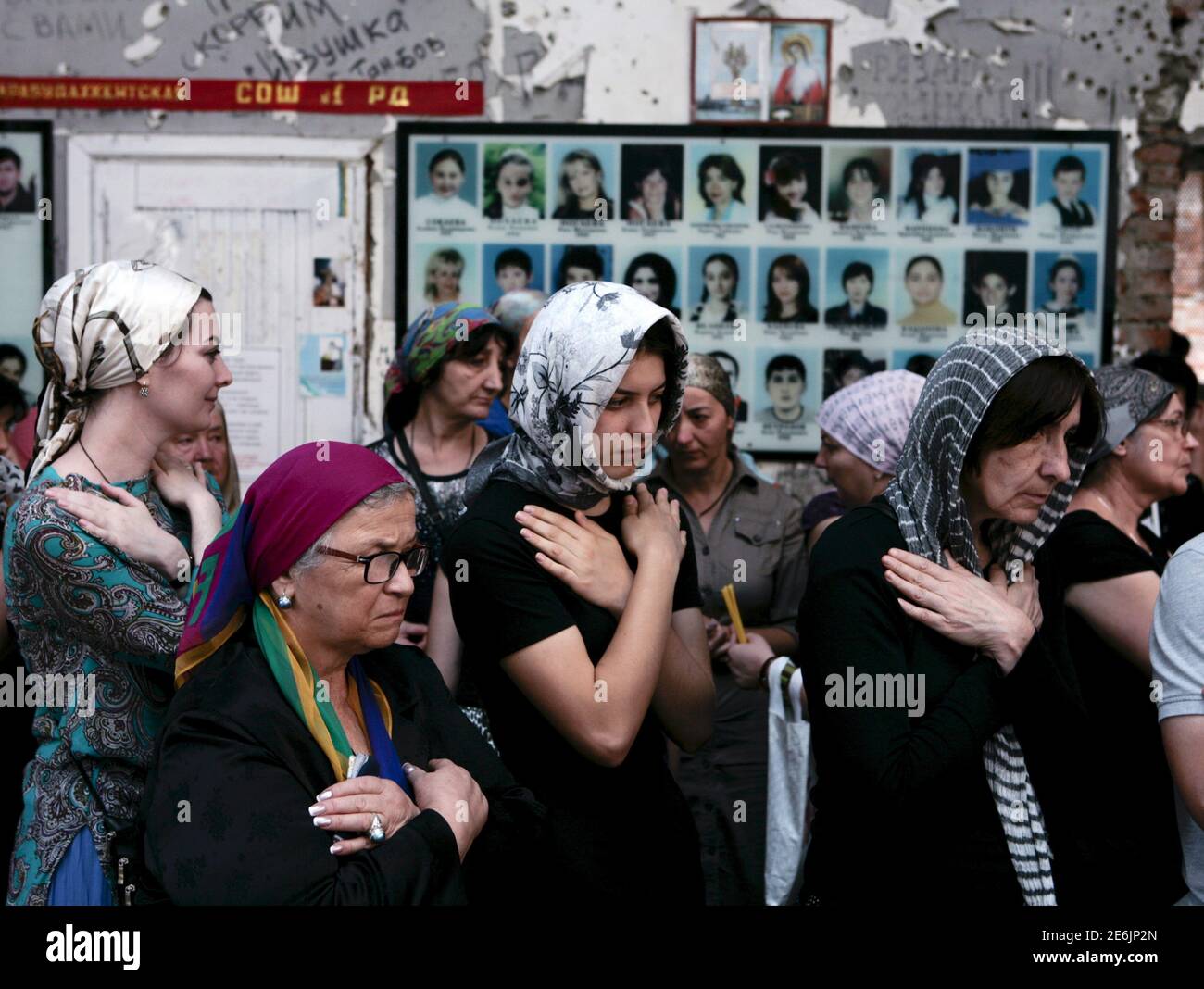 Beslan children hi-res stock photography and images - Alamy